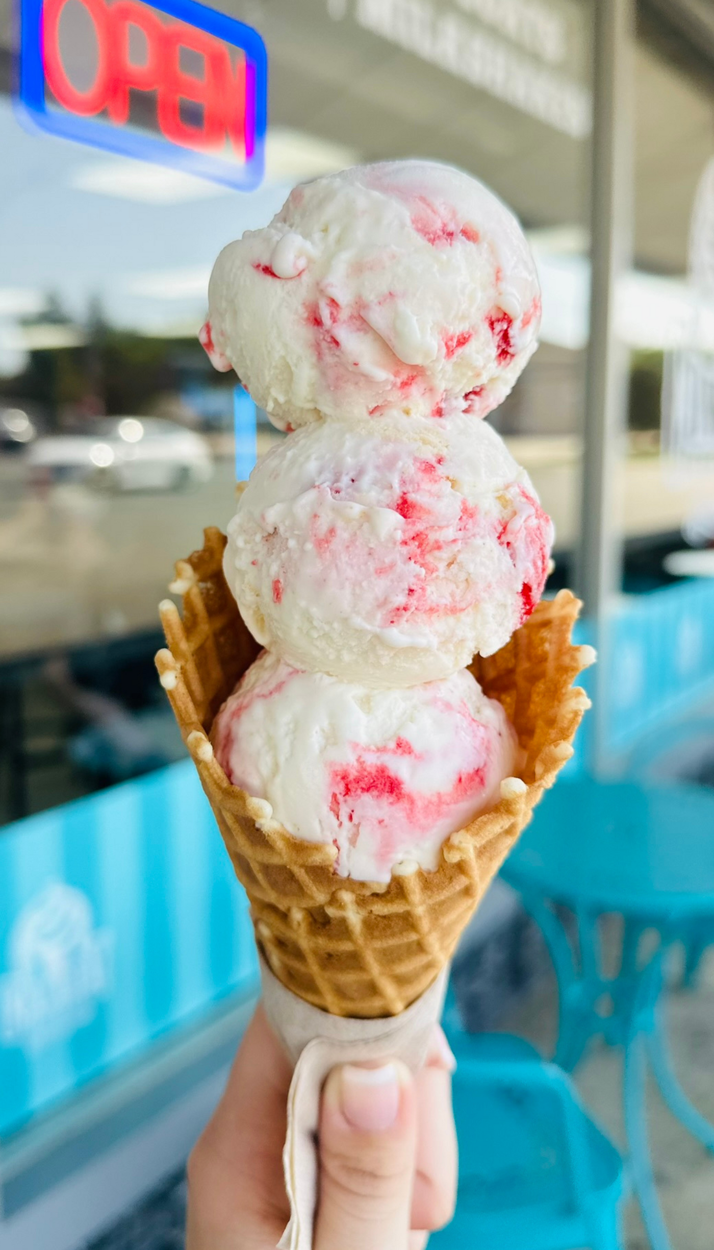Cowboy Creamery - Ice Cream, Cakes, Milkshakes, Floats & More