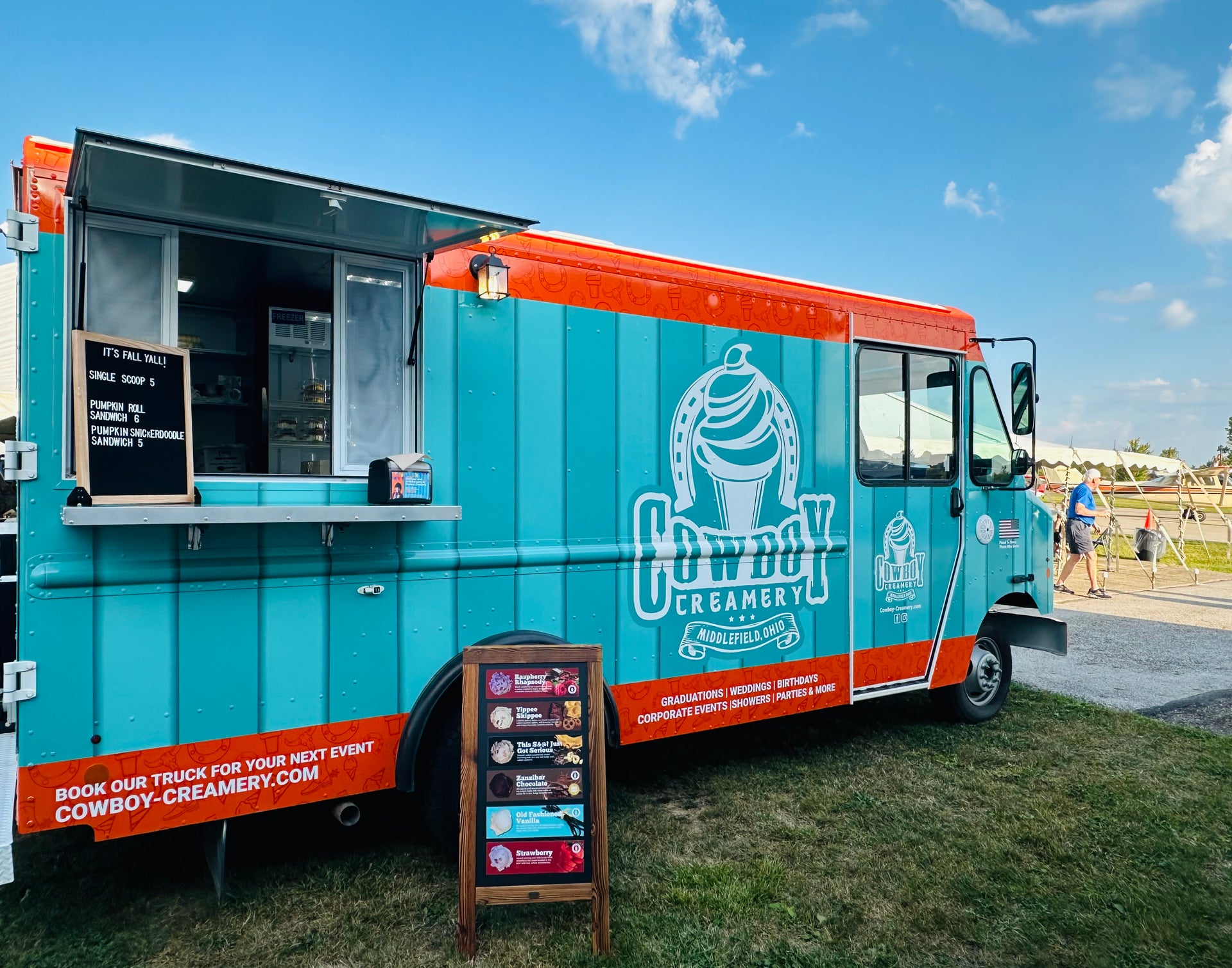 Cowboy Creamery - Ice Cream, Cakes, Milkshakes, Floats & More