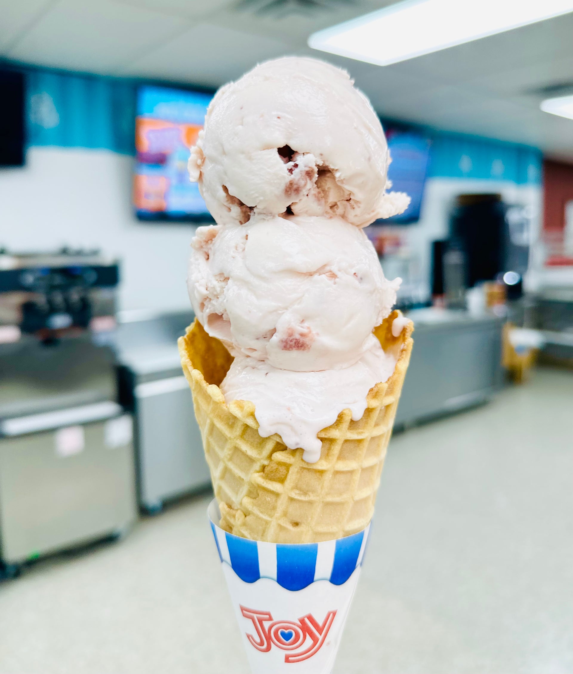 Hand Dipped Ice Cream – Cowboy Creamery